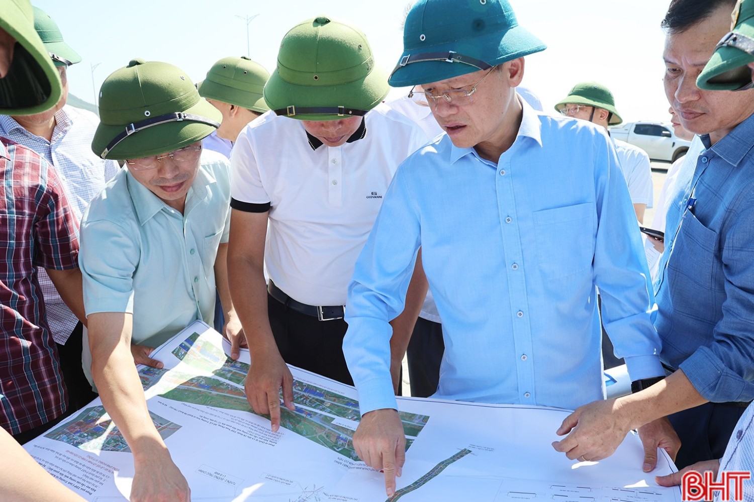 Tập trung tháo gỡ vướng mắc, đẩy nhanh tiến độ các công trình dự án tại ...